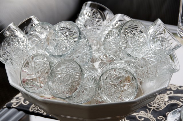Using ONE Classic Water Glass for Outdoor Entertaining