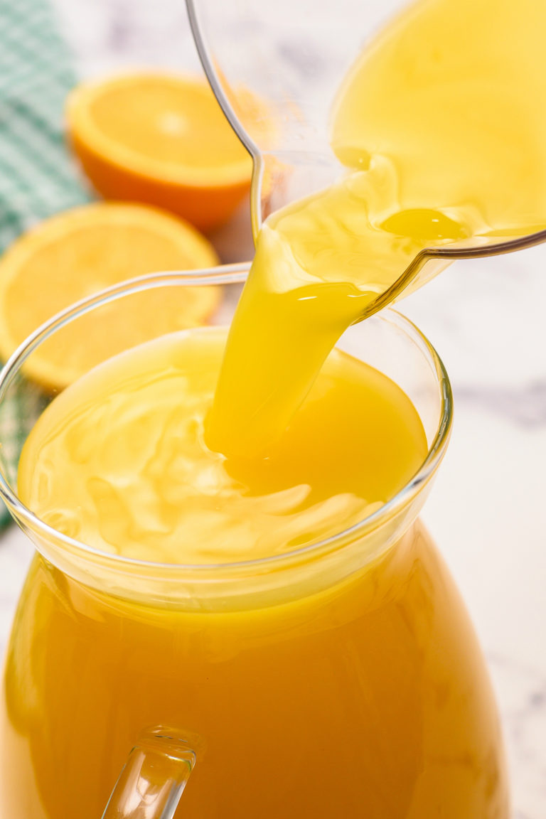 Virgin Mimosa Drink For Mother's Day - Reluctant Entertainer