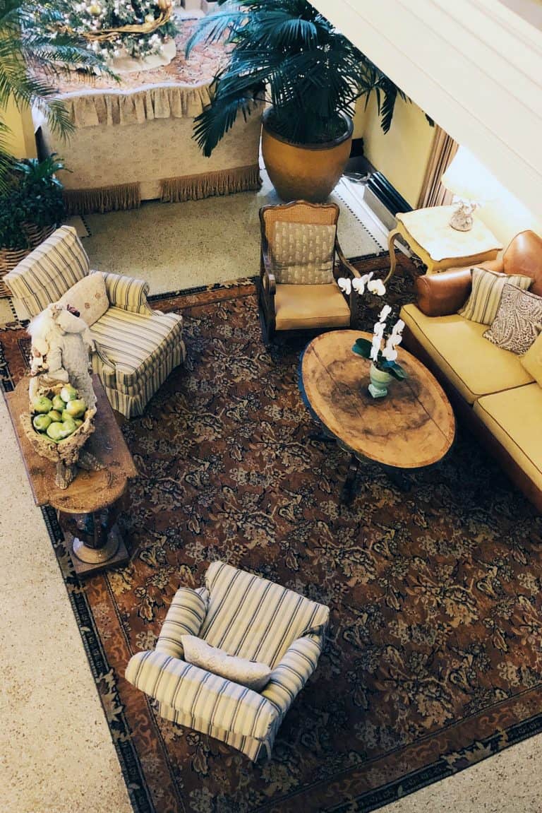 Ashland Springs Hotel Review in Ashland Oregon - Reluctant Entertainer