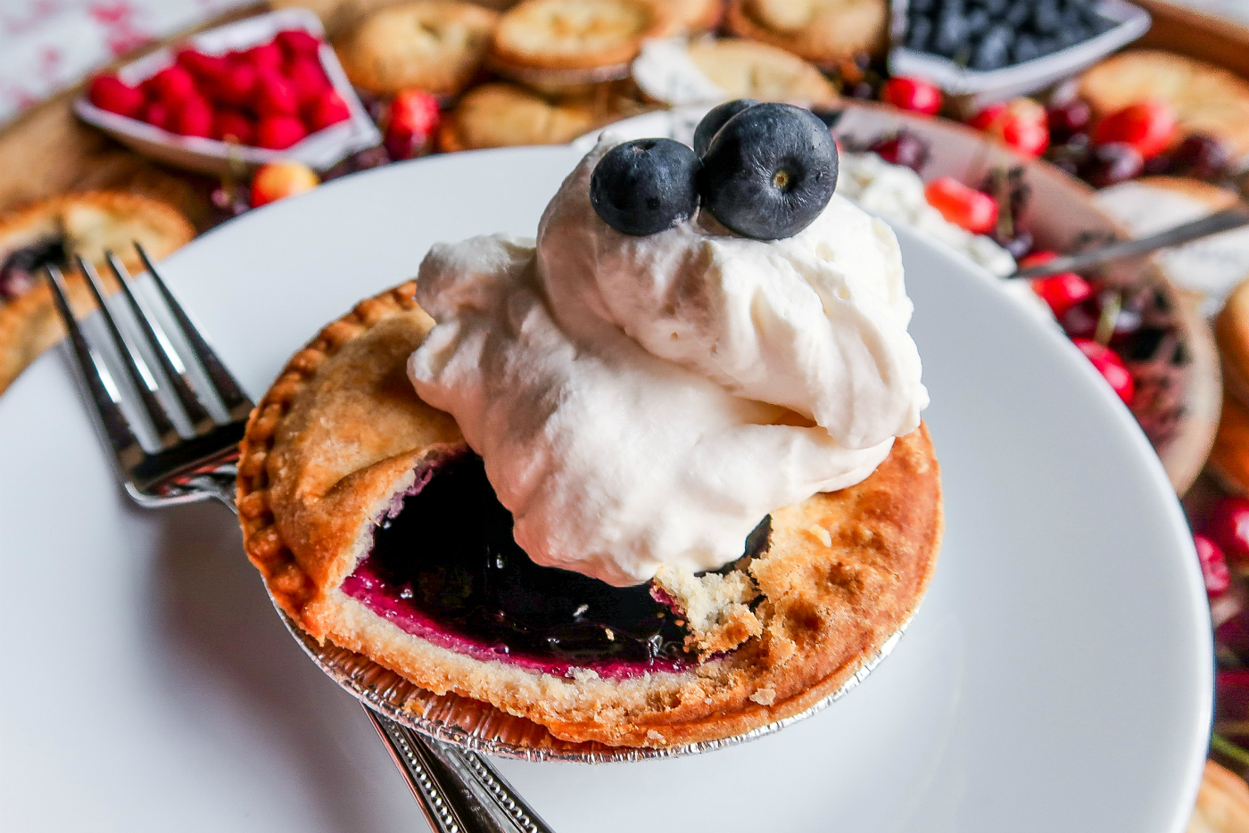 Summer Mini Pie Board - Reluctant Entertainer