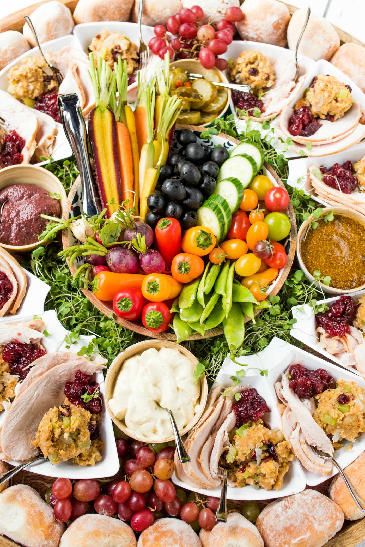 Epic Friendsgiving Turkey Sandwich Board - Reluctant Entertainer