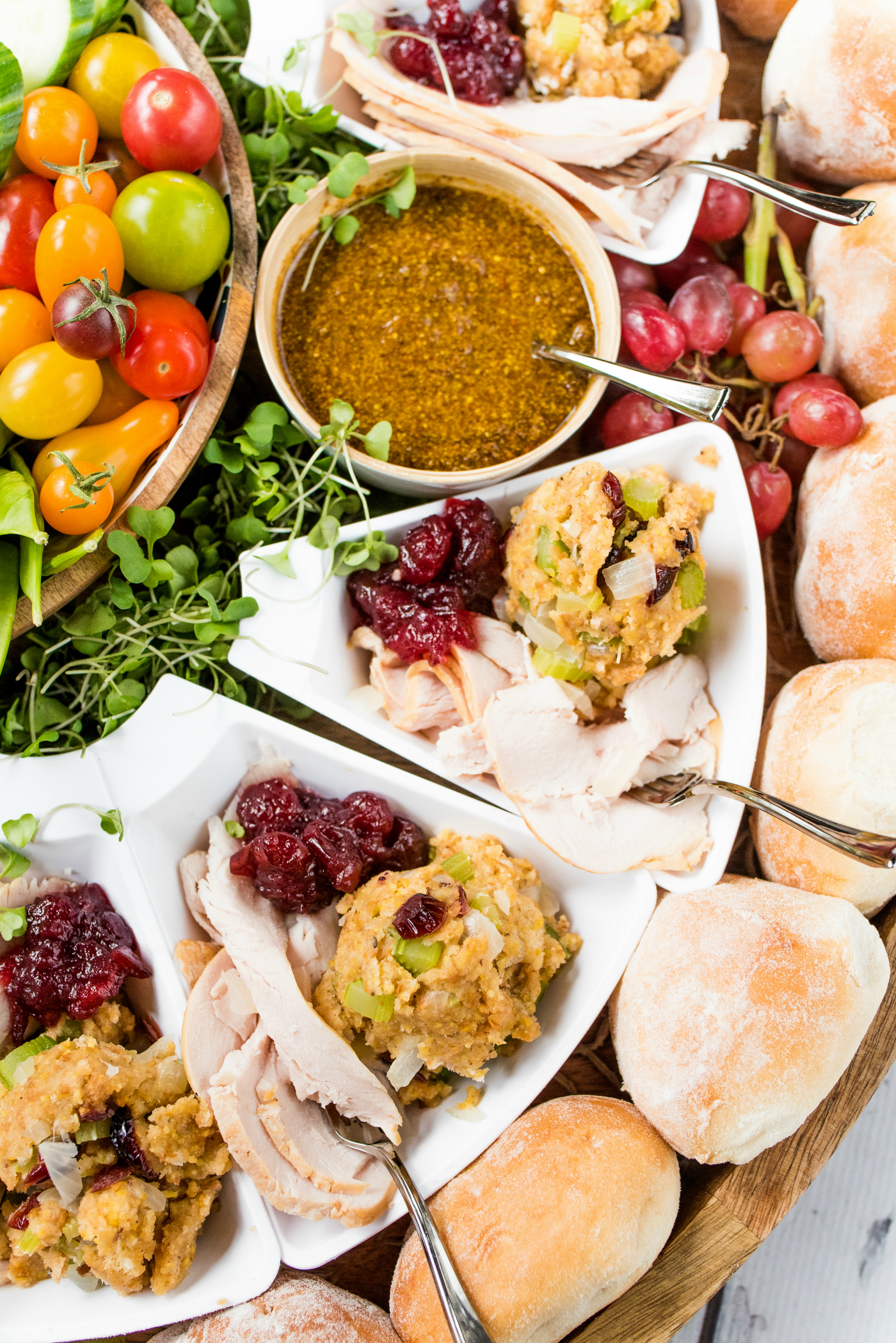 Epic Friendsgiving Turkey Sandwich Board - Reluctant Entertainer