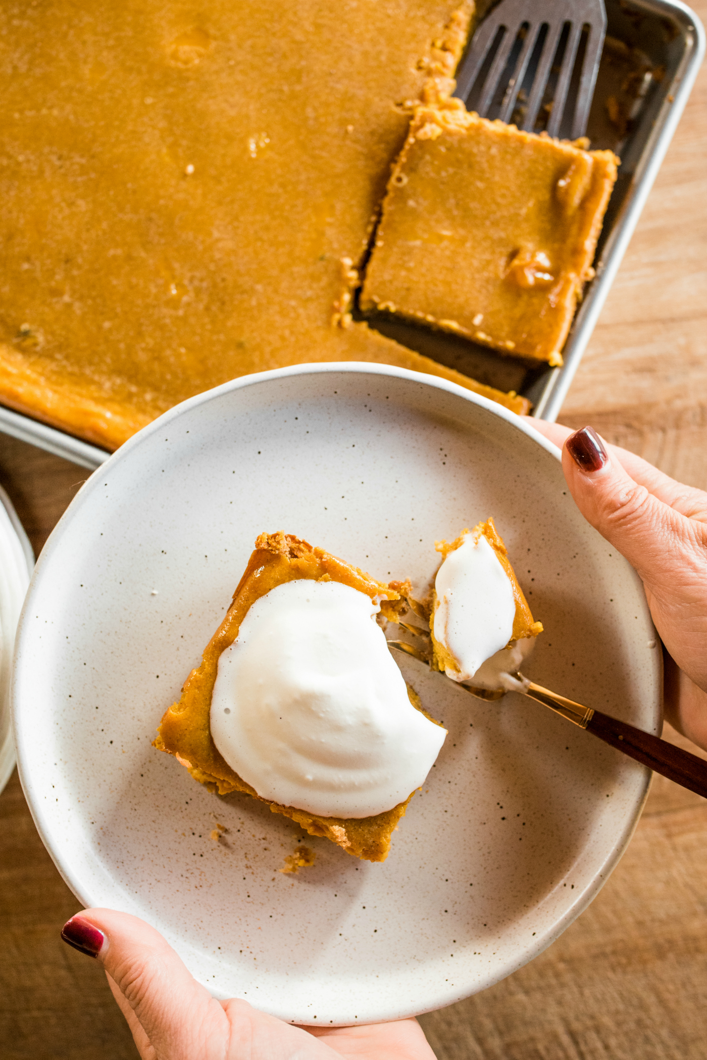 Friendsgiving Pumpkin Pie Squares Recipe - Reluctant Entertainer