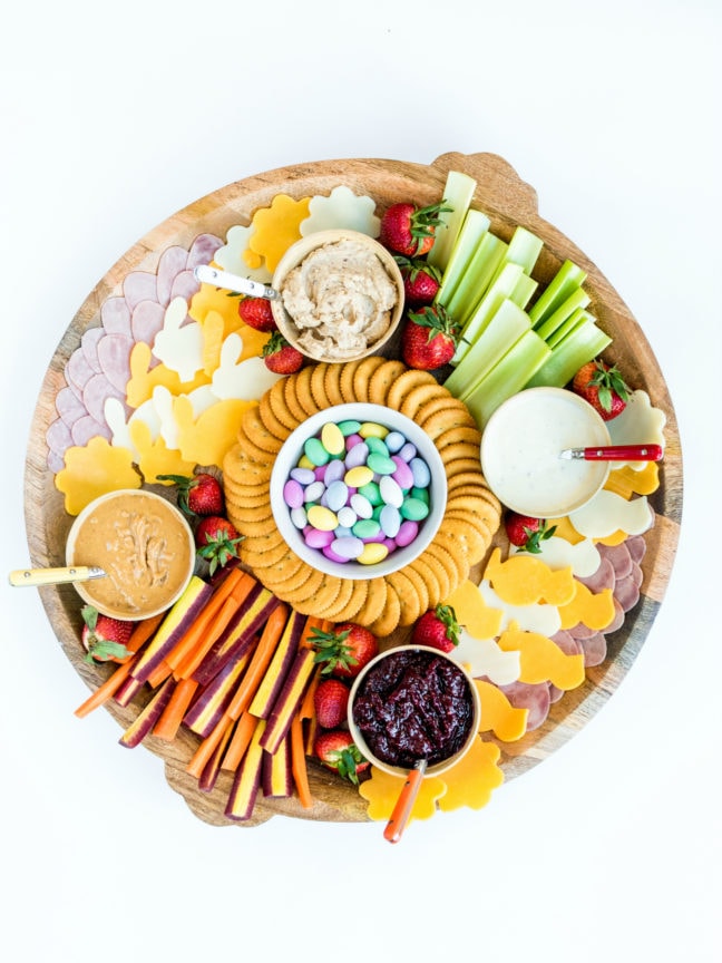 Ritz Cracker Easter Snack Board - Reluctant Entertainer