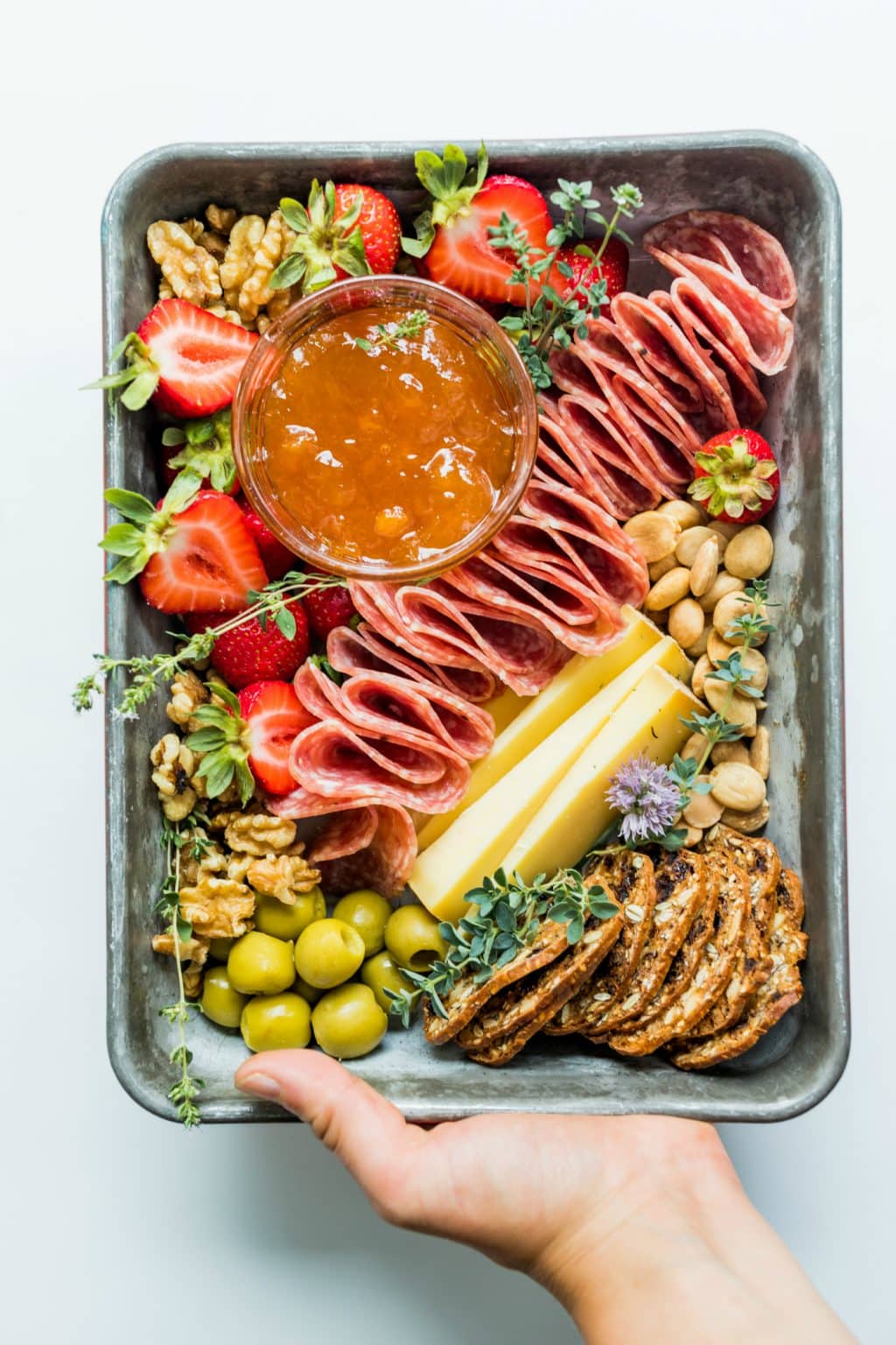 That Picnic-to-go Plate - Reluctant Entertainer