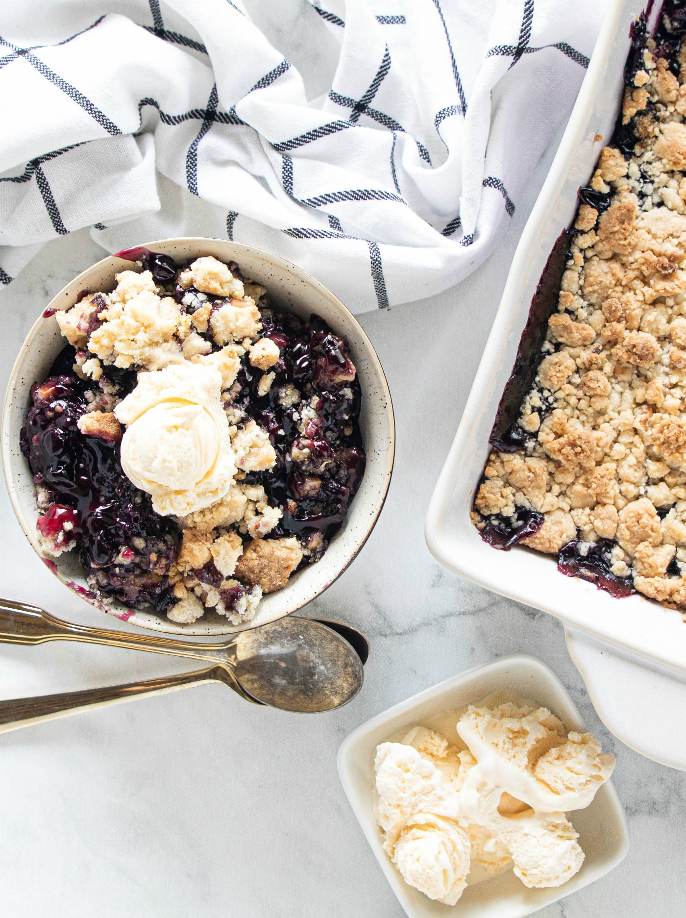 Blueberry Crunch Recipe - Reluctant Entertainer