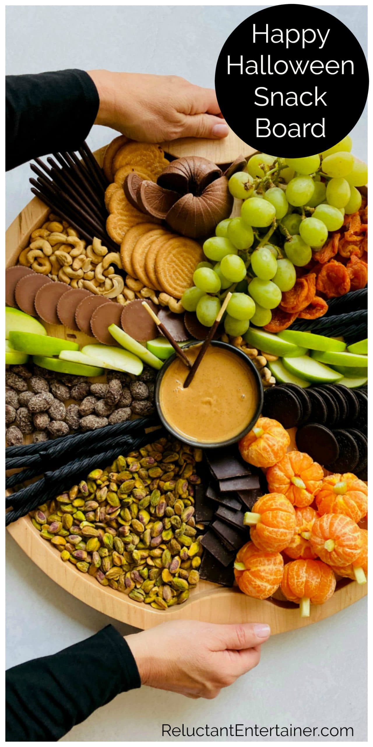 Happy Halloween Snack Board - Reluctant Entertainer