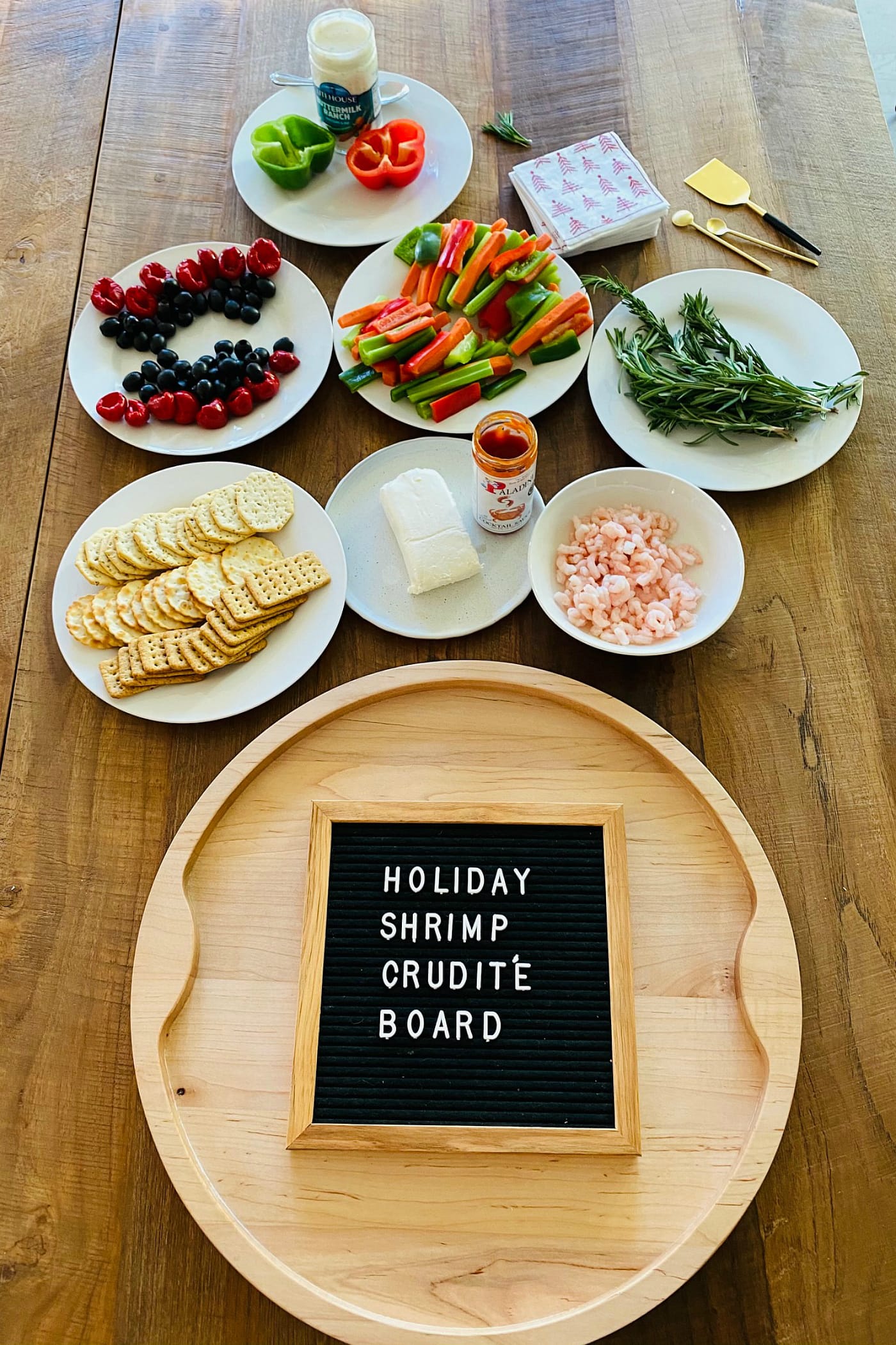 Holiday Shrimp Cocktail Crudités - Reluctant Entertainer