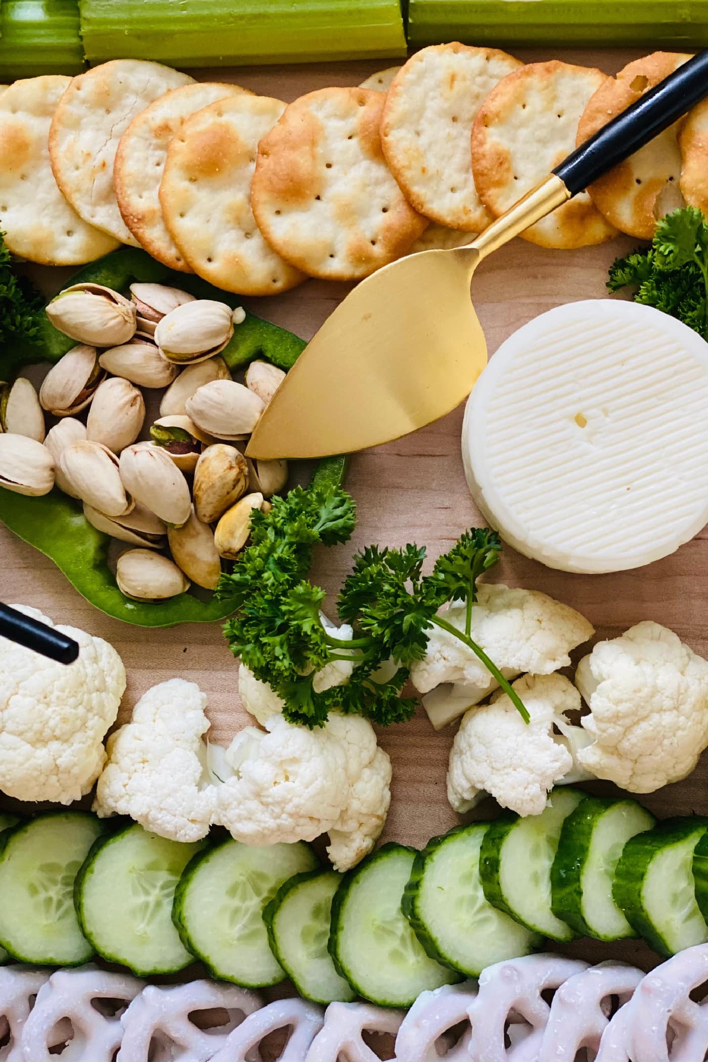 St. Patrick's Day Grazing Board - Reluctant Entertainer