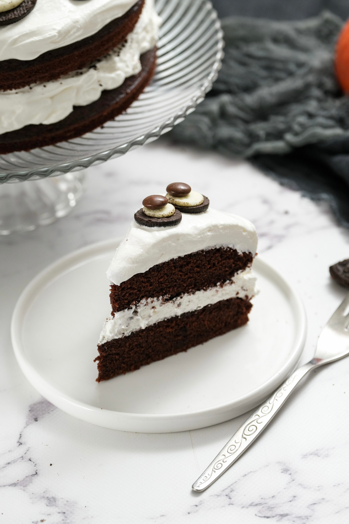 Oreo Halloween Cake - Reluctant Entertainer