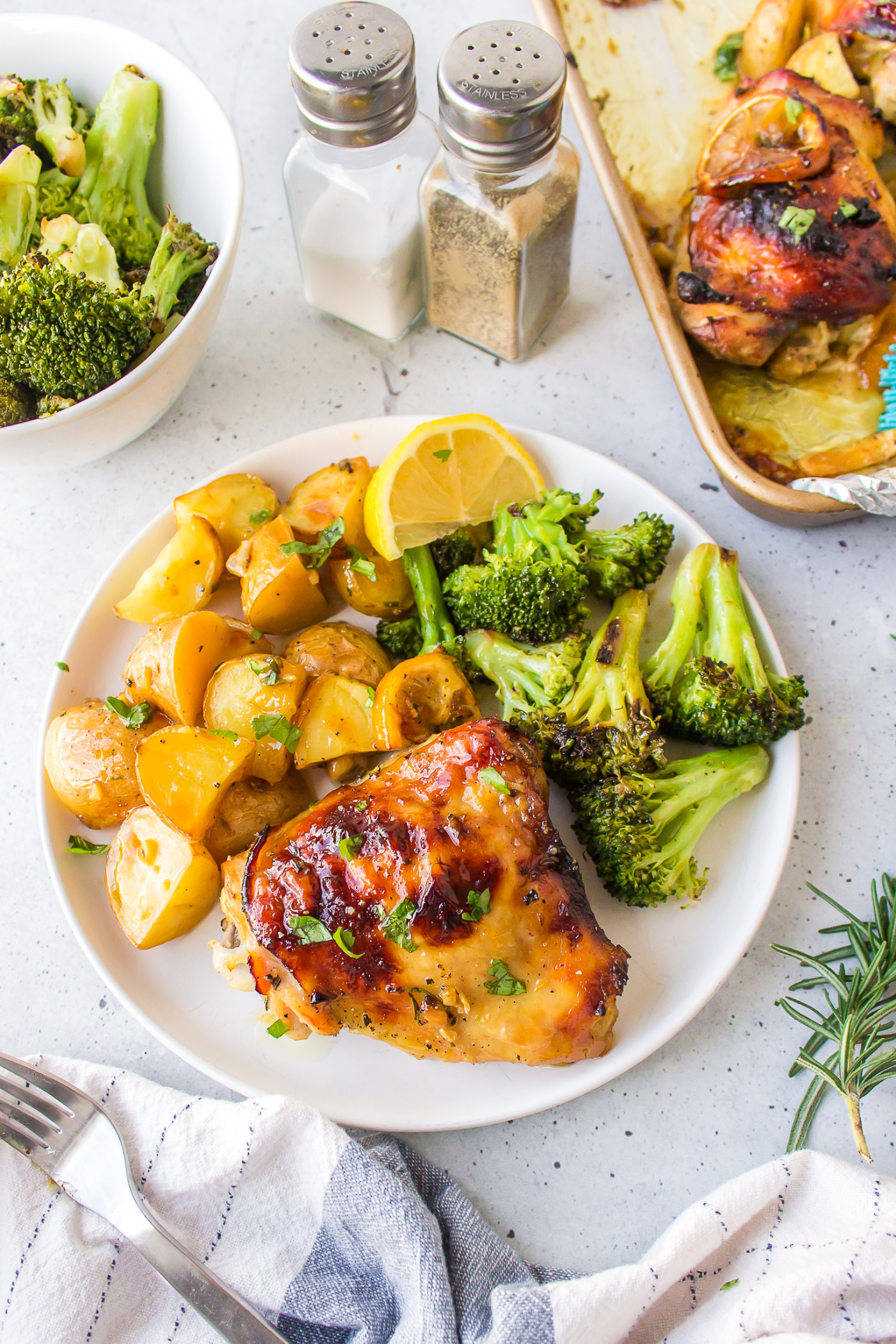 Honey Garlic Lemon Pepper Chicken Thighs - Reluctant Entertainer
