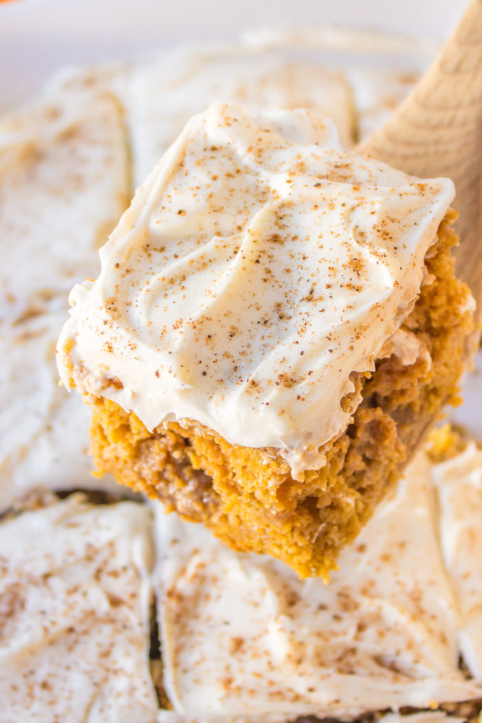 Pumpkin Poke Cake - Reluctant Entertainer
