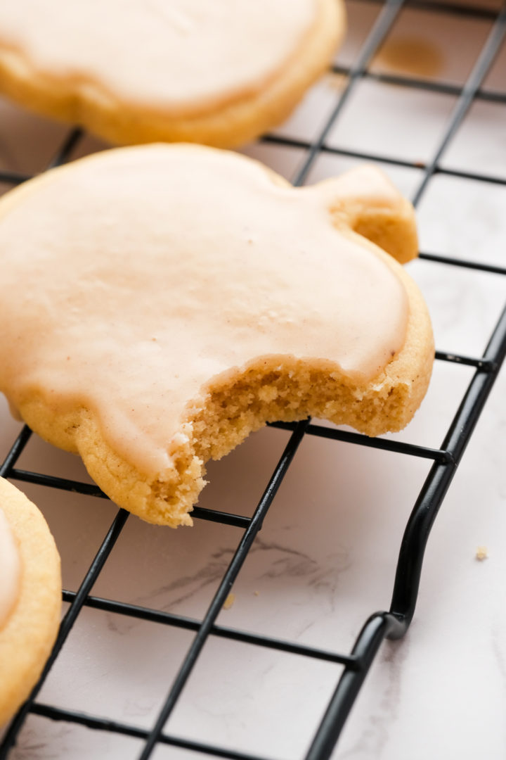 Pumpkin Spice Sugar Cookies - Reluctant Entertainer