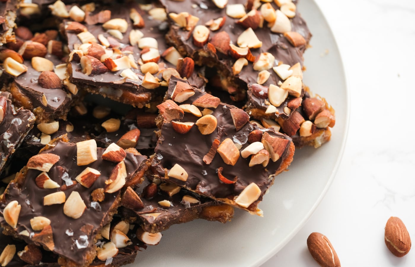Pretzel-Almond Bark - Reluctant Entertainer
