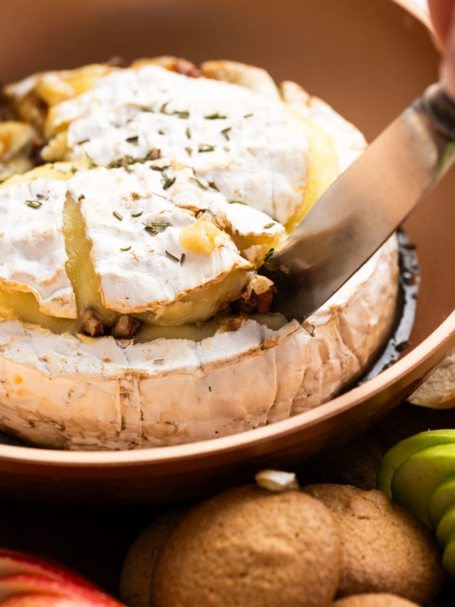 Brown Sugar Baked Brie with Pecans - Reluctant Entertainer