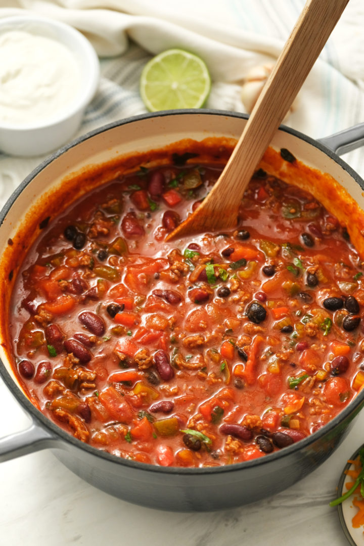 Chili Chili Bang Bang - Reluctant Entertainer