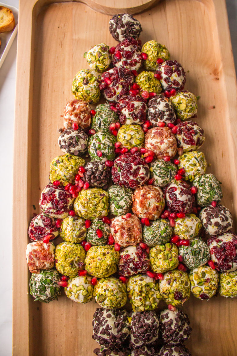 Christmas Tree Cheese Balls - Reluctant Entertainer